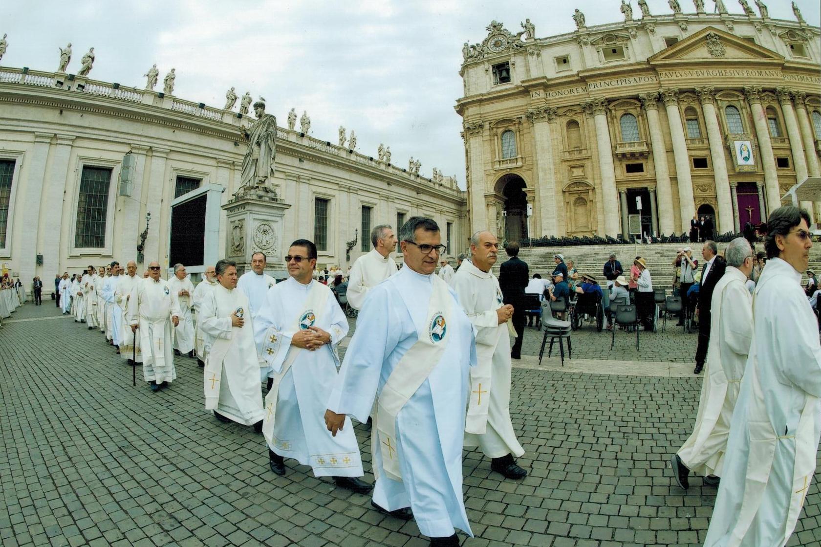 Diáconos celebram Jubileu da Misericórdia em Roma « Diocese São José ...